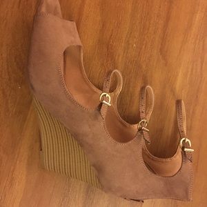 Report | Shoes | Report Wedge Heels | Poshmark